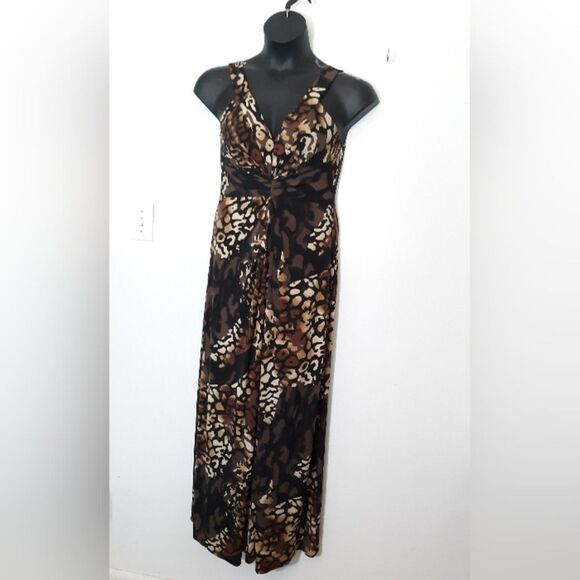 Muse | Dresses | Muse Animal Print Maxi Dress | Poshmark